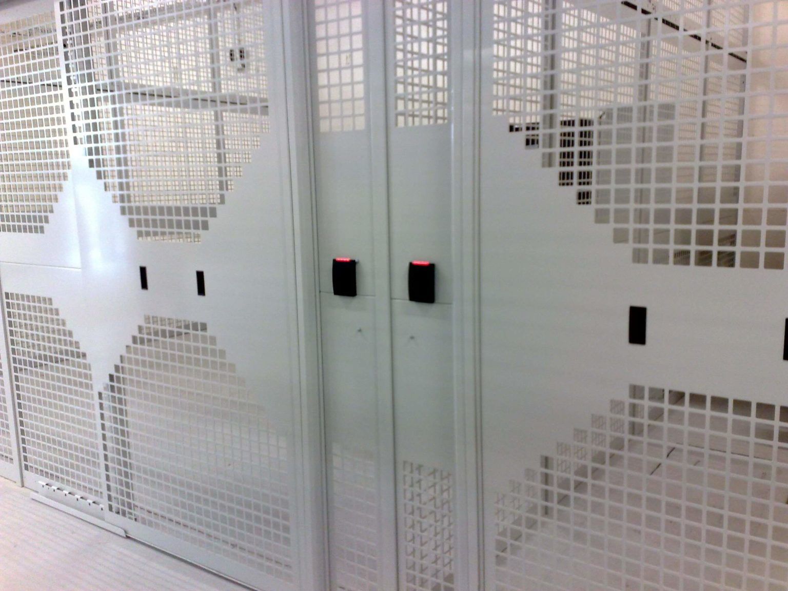 Our high-security cage - Cross-Guard