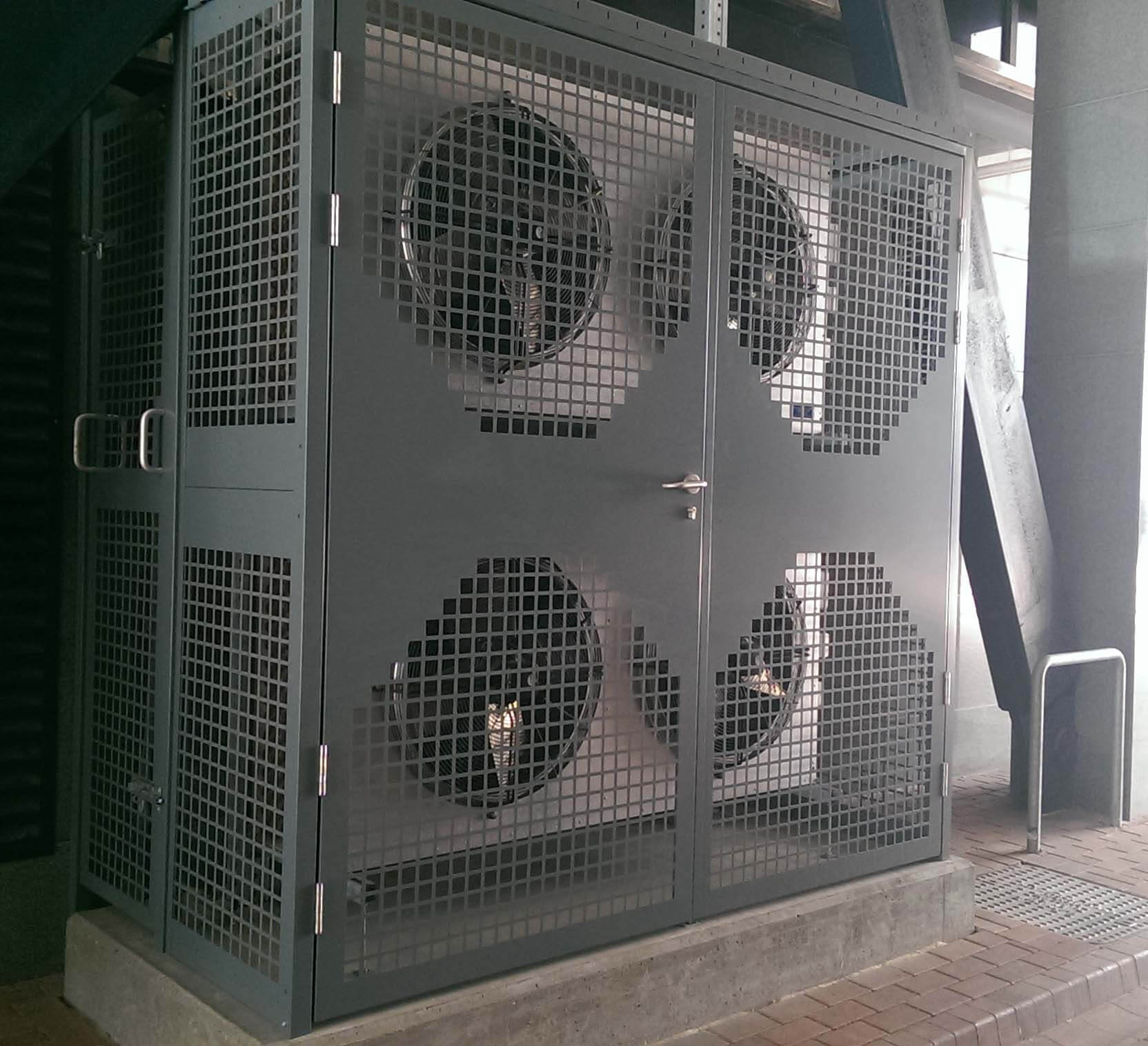 The IT thing: security cages - Cross-Guard